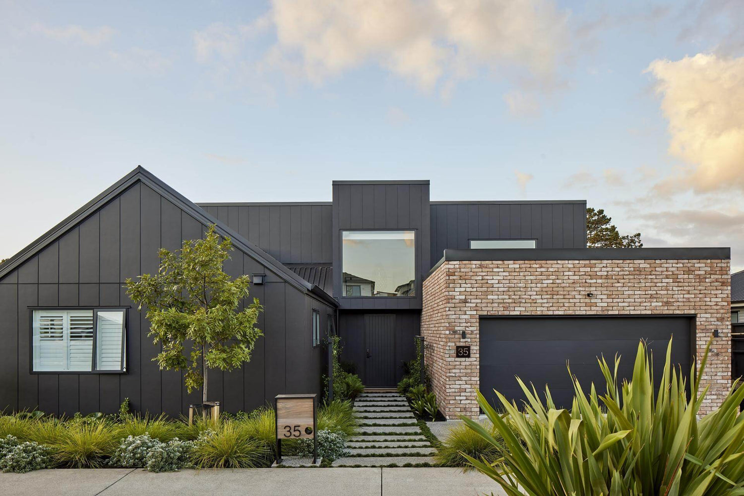 Stria Installation: How to Install Stria Cladding – Perth Fibre Cement